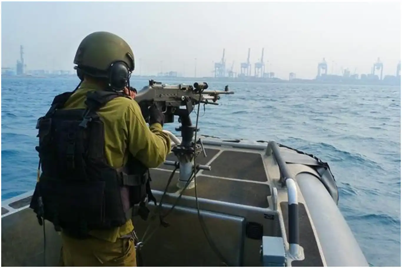 Israeli naval forces kidnap five Palestinian fishermen off Gaza coast ...