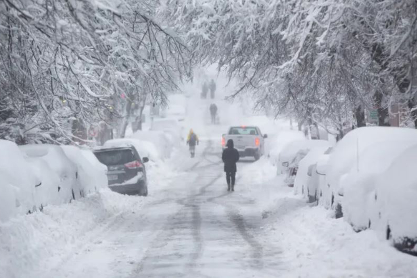Historic “bomb cyclone” blizzard set to paralyze the U.S. Northeast ...