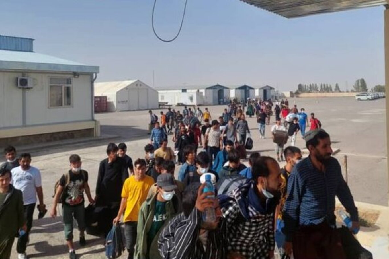 Afghanistan repatriates hundreds of migrants released from Pakistani ...