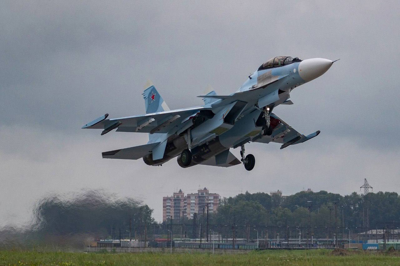 Russian Su-30 fighter jet crashes during training flight in Crimea ...