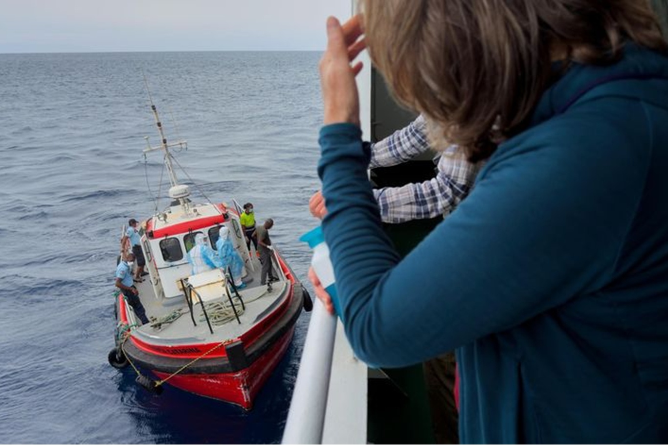 Spain launches unprecedented operation as hantavirus-stricken MV ...