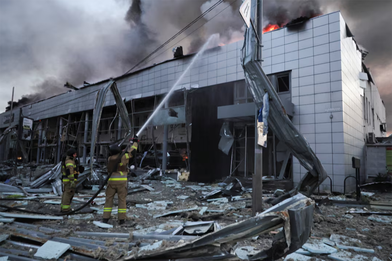 At least 9 killed, over 100 injured in major Russian attack across ...